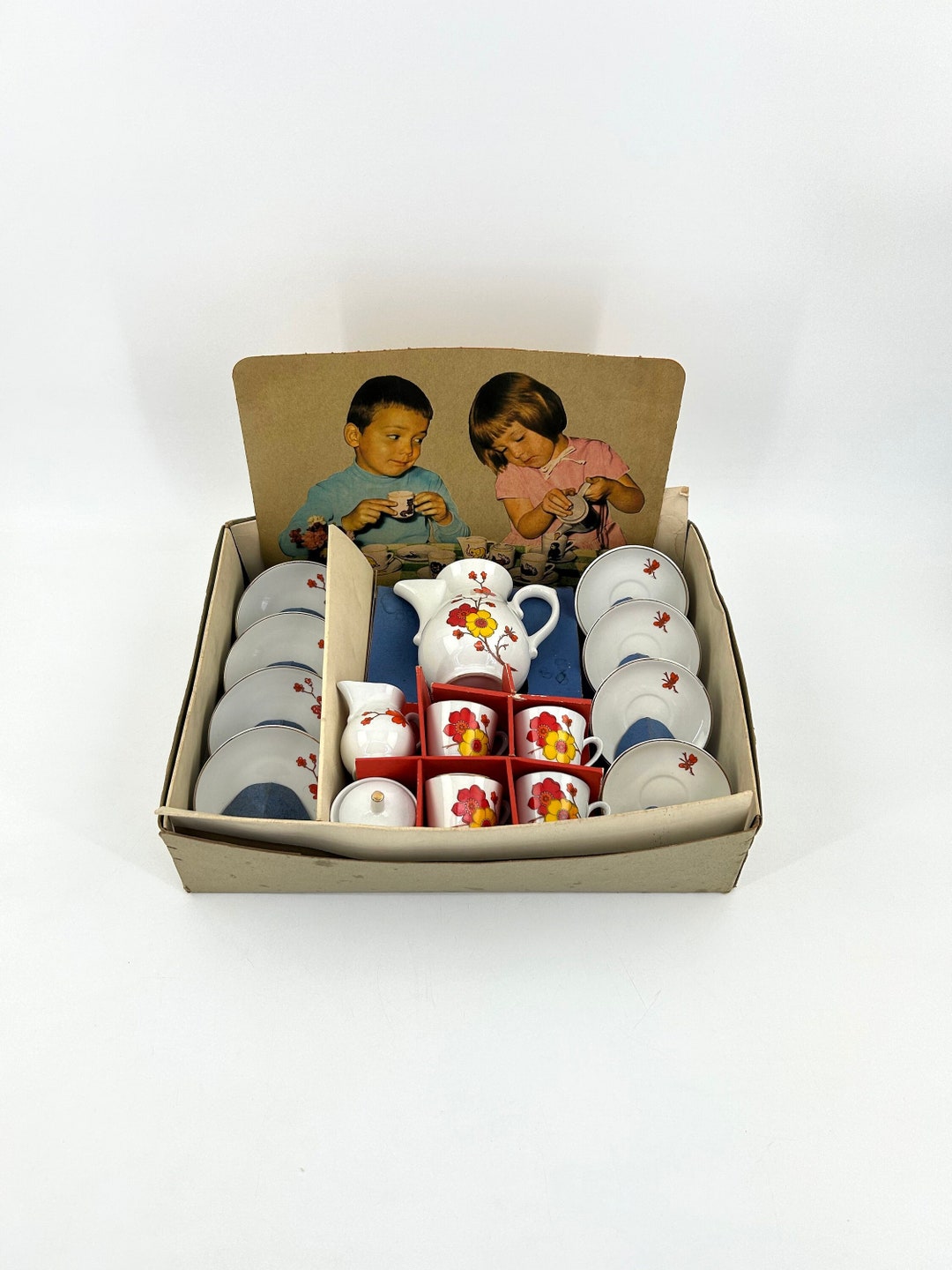 Vintage Children's Dinnerware in Box - 1970s - Etsy