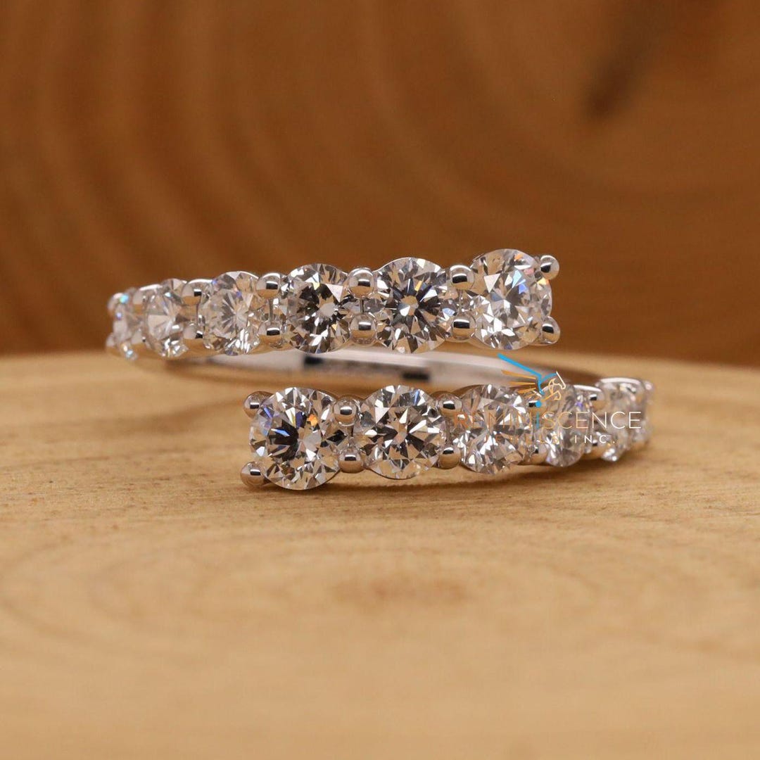 Graduated Diamond Bypass Ring, Round Moissanite Diamond Minimalist Ring ...