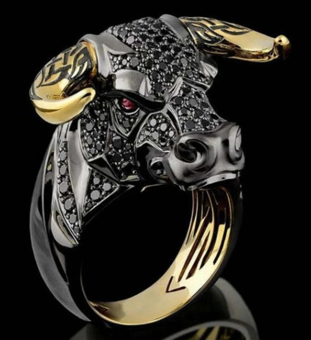 Bull Head Monster Ring, Red Eye Bull Skull Ring, Round Black CZ Stone ...
