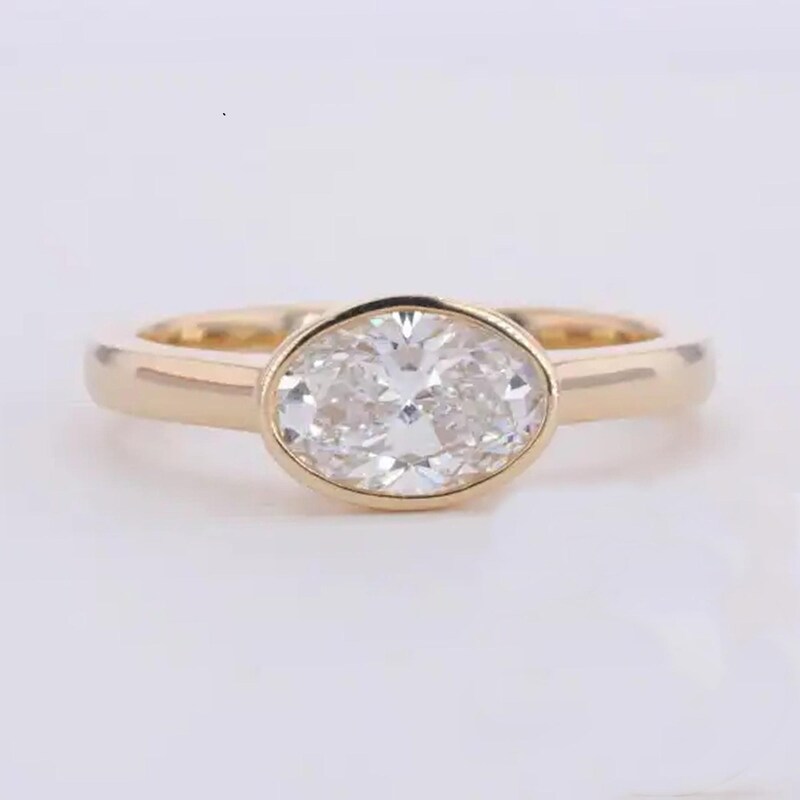 Horizontal Oval Engagement Ring - Etsy