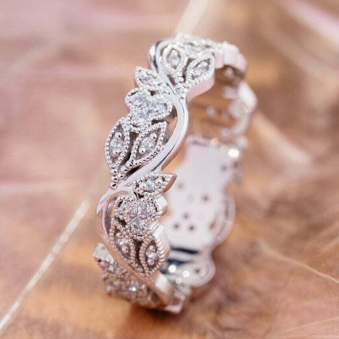 Stunning Floral Leaf Motif Wedding Band, Round Moissanite Diamond ...