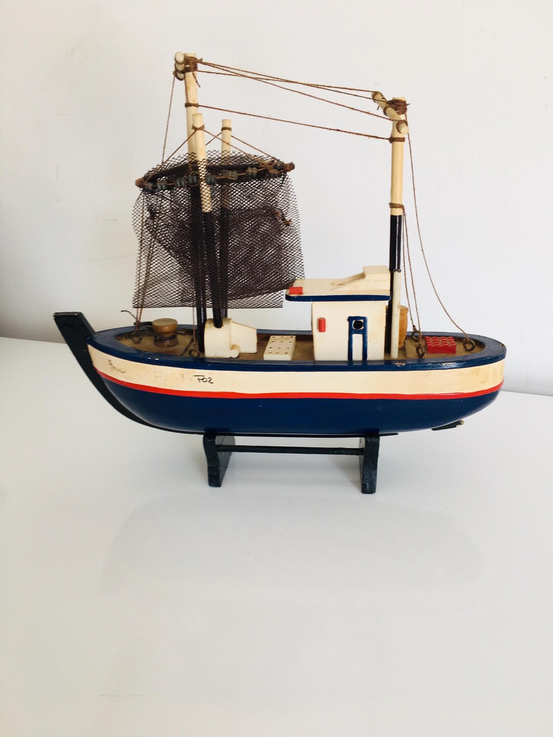 Old Miniature Boat Model / Fishing Boat / Vintage Trawler 25 Cm - Etsy