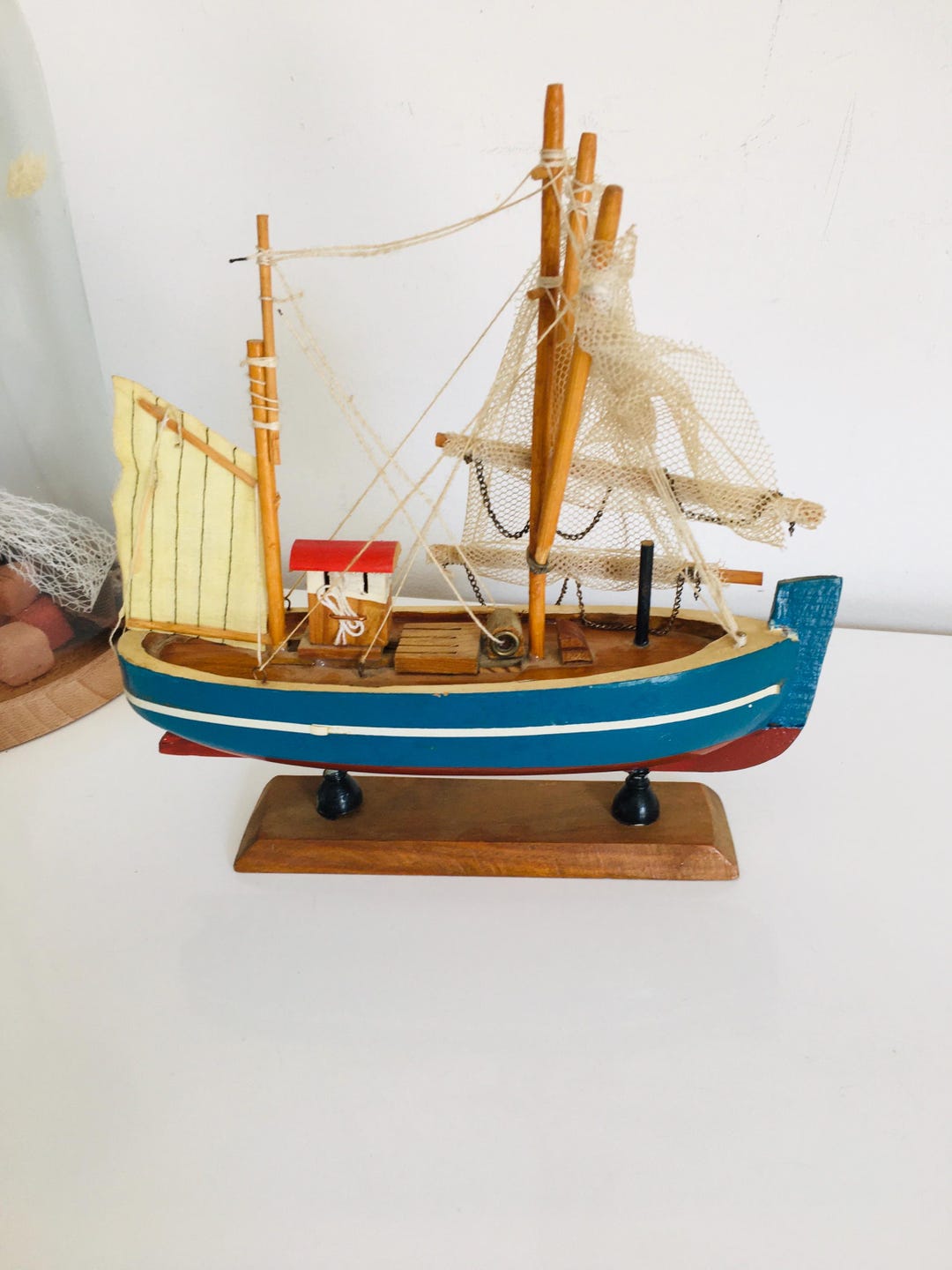 Old Miniature Boat Model / Fishing Boat / Vintage Trawler 25 Cm - Etsy