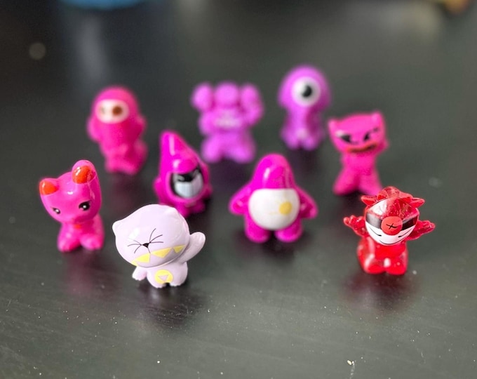 10 zufällig ausgewählte Dracco Heads Crazy Bones Gogos Sammlung ...