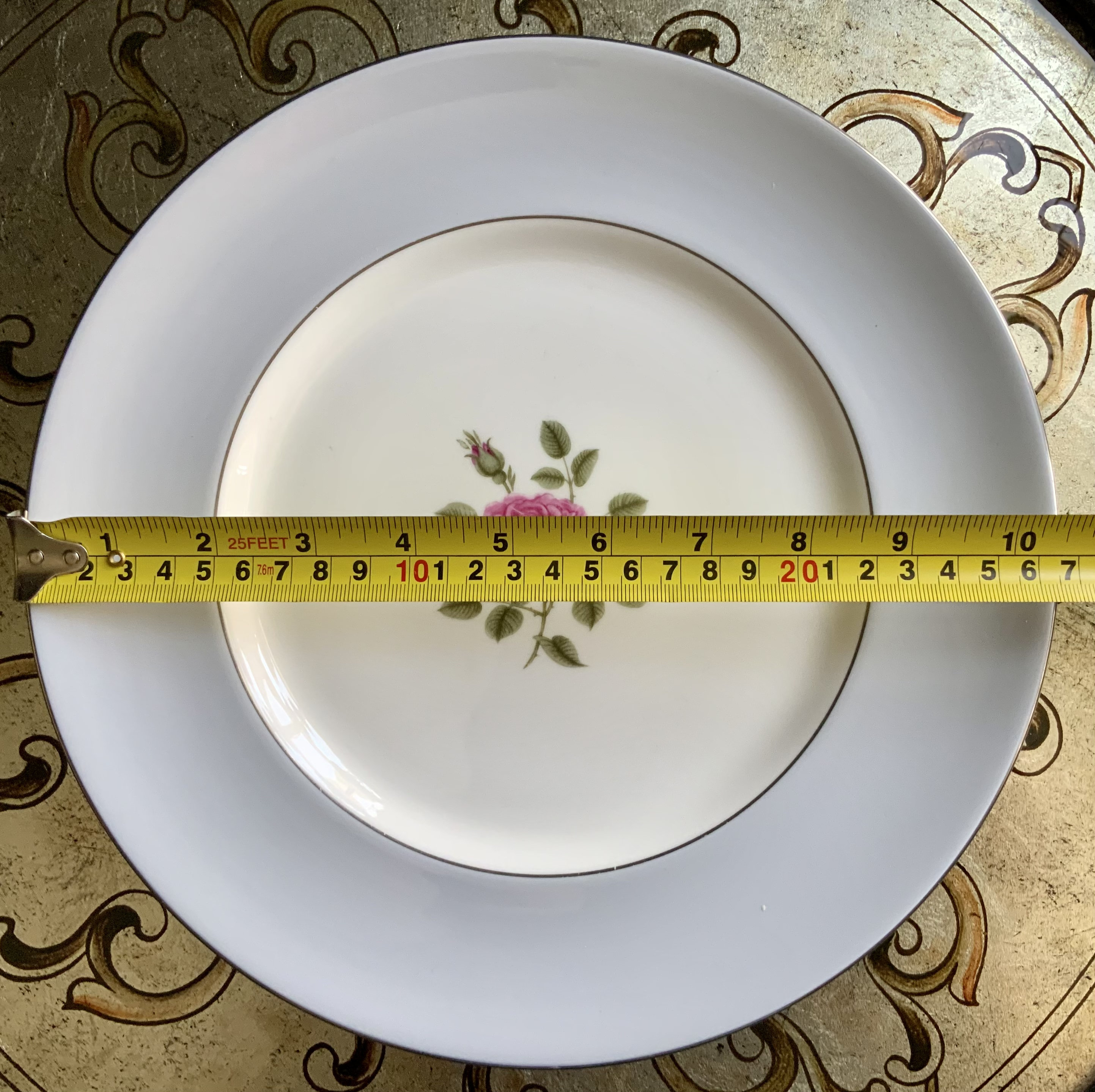 Regal Royal Doulton 30 Piece Chateau Rose H4940 Bone China Dinnerware ...