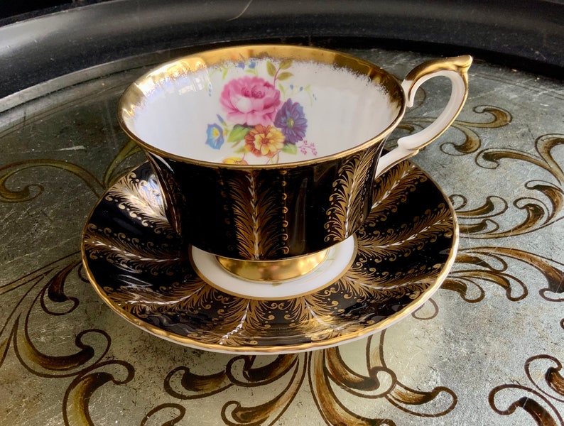 Extremely Rare by Appointment to Her Majesty the Queen Redg - Etsy