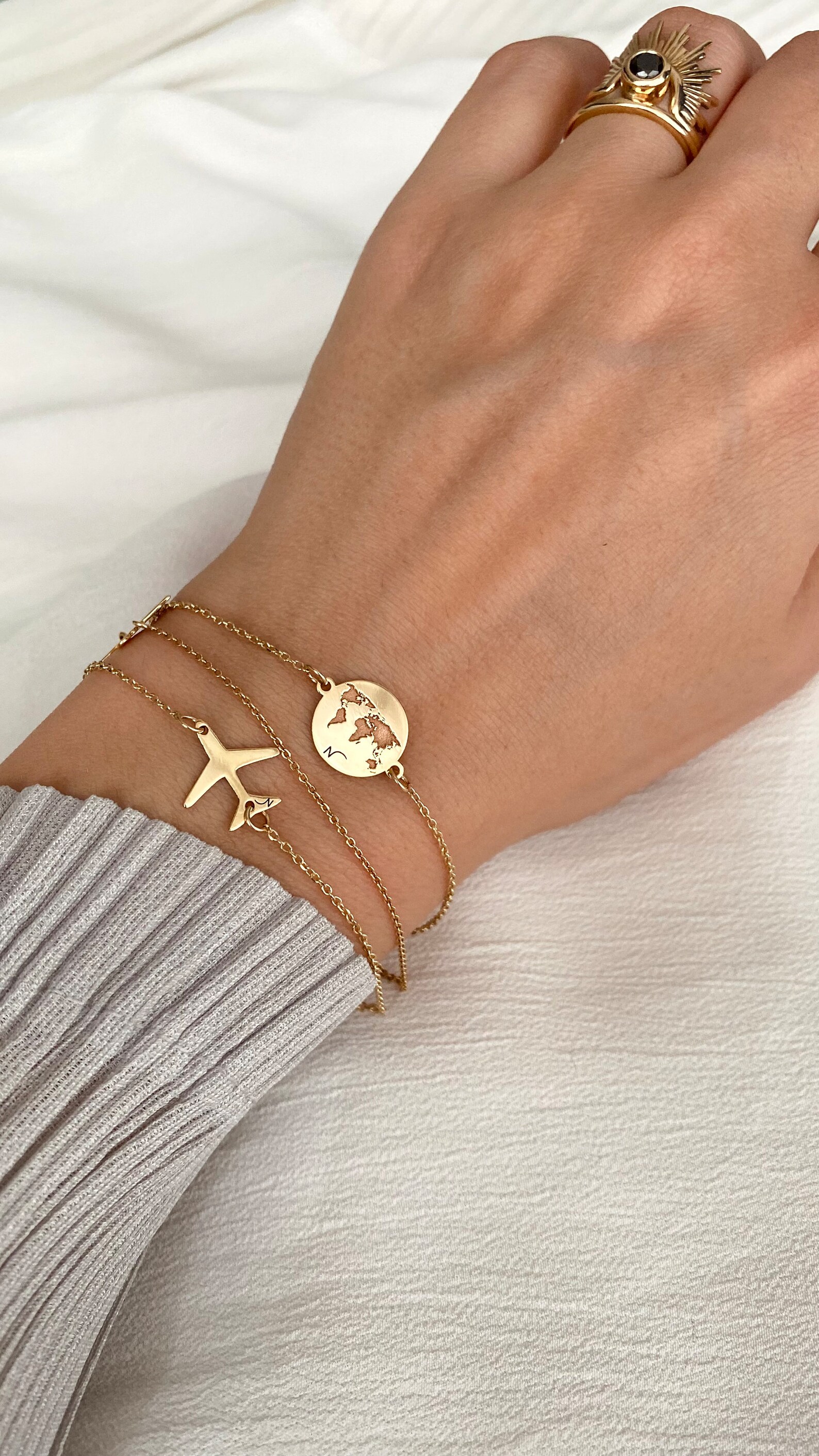 Womens World Map Bracelet in Solid Gold 14K, Charm Bracelet, Dainty ...