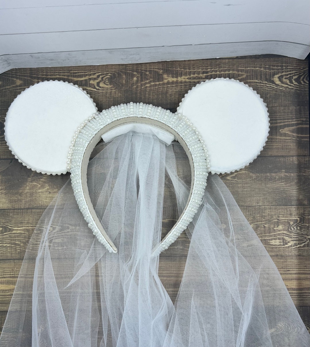 Custom Pearl Bride Minnie Mouse Ears Headband With Veil Bridal Minnie ...