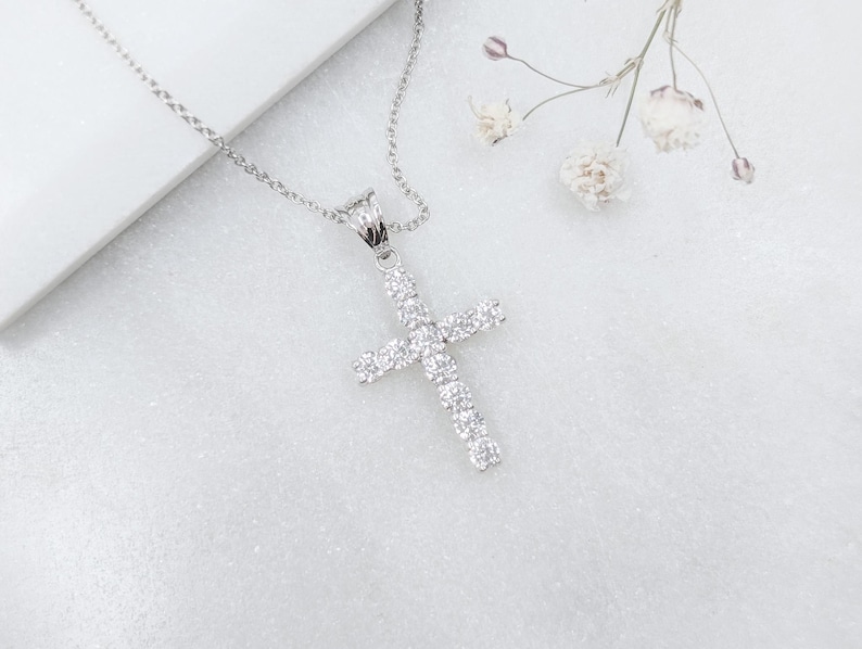 Small Silver Cross Necklace, 925 Sterling Silver, Dainty Minimalistic ...