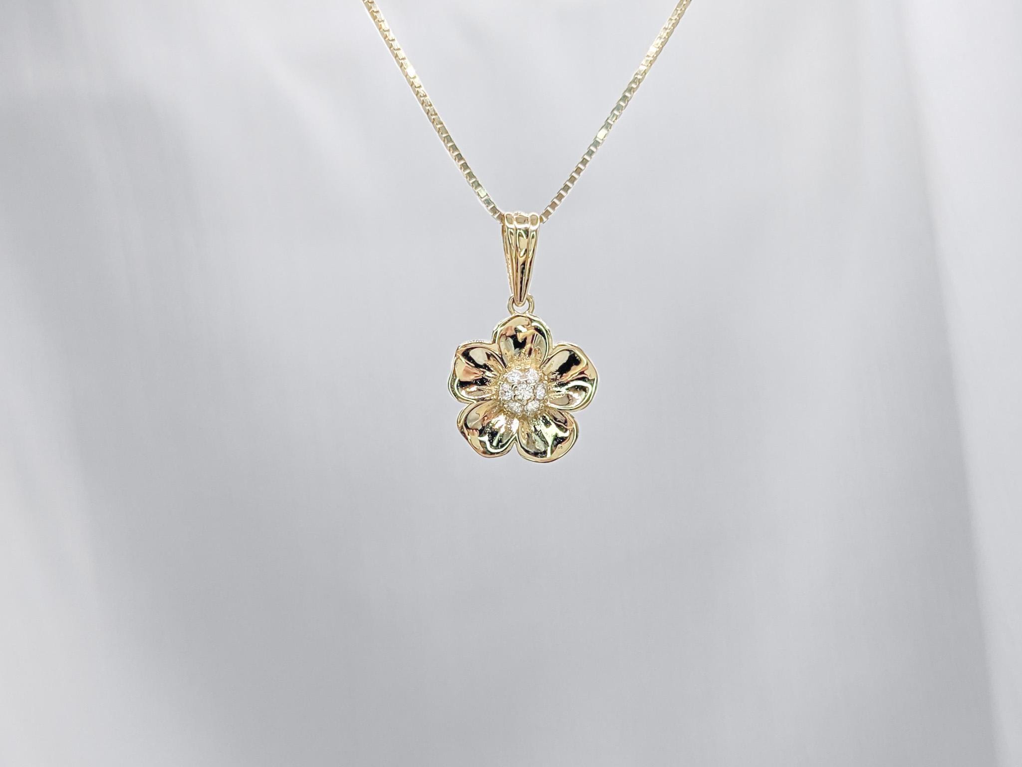 14k Solid Gold Tiny Flower Pendant Necklace, Dainty Flower Pendant ...