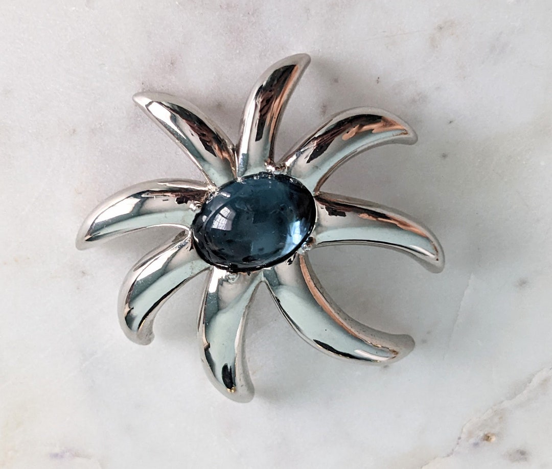 Ciro Silver Flower Brooch, Vintage Inspired Blue and Silver Flower ...