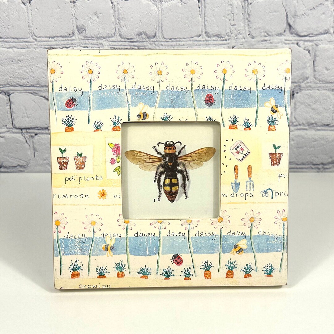 Bumblebee 2.5x2.5 Storybook Frame, Books Into Art, Framed Book Pages ...
