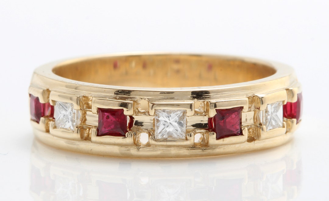1.10 Carat Natural Red Ruby and Diamonds in 14K Solid Yellow Gold Mens ...