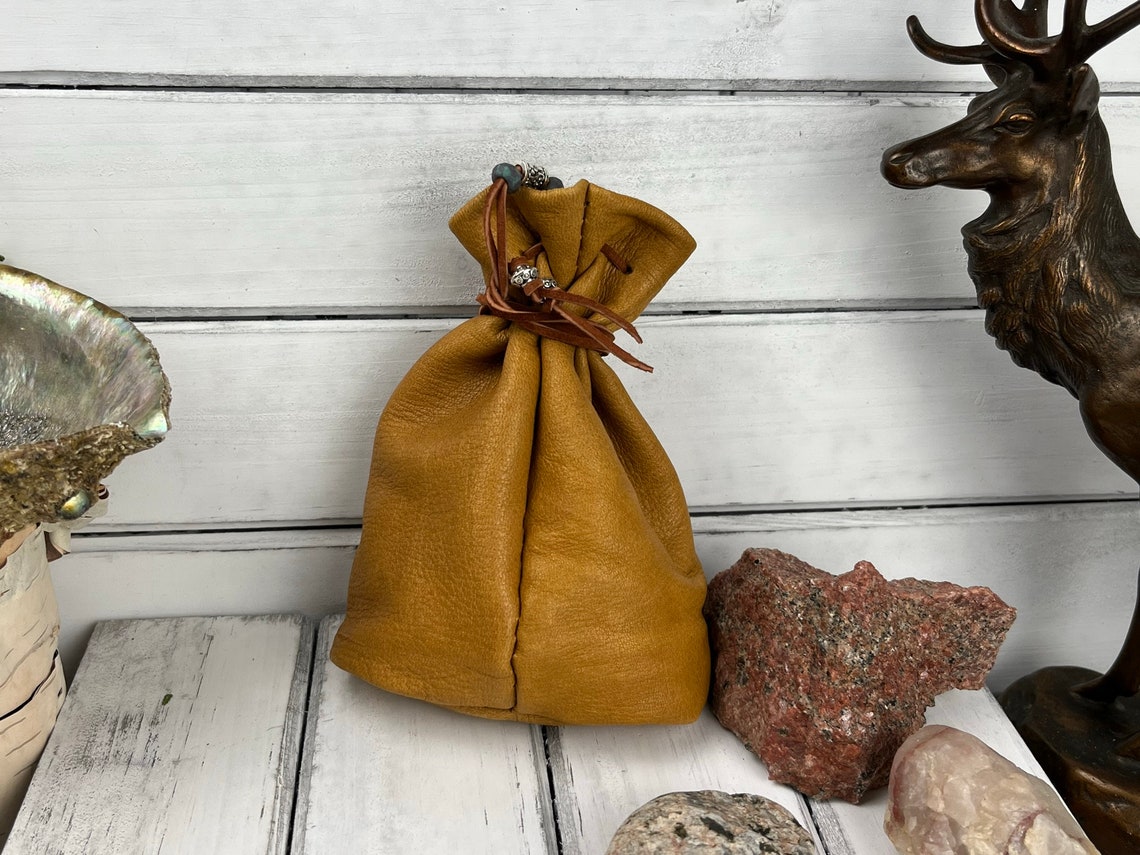 Deerskin Treasure Pouch, Viking Amulet Knot Pendant, Handmade, Dice Bag ...