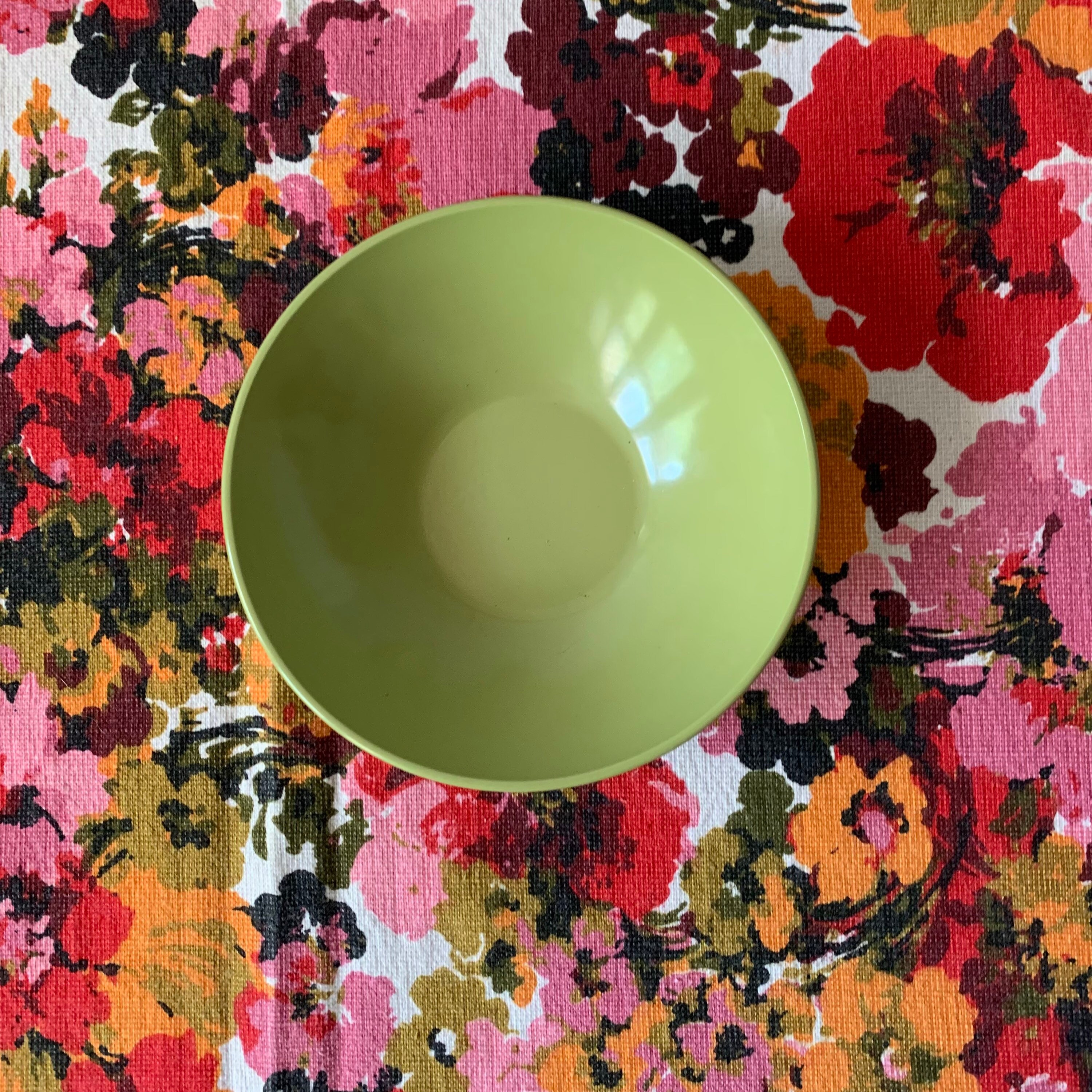 Complete Place Settings for 8. Mello Ware and Mello Belle With 7 ...