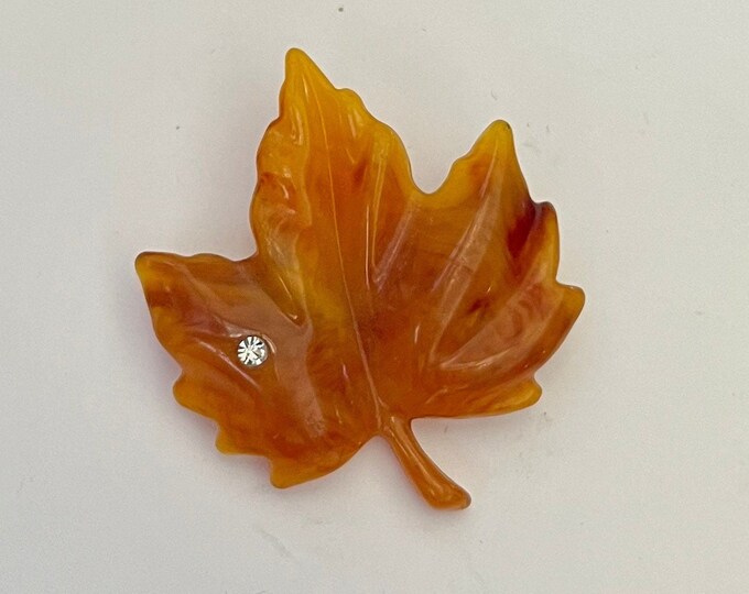 Vintage Avon 1980s Lucite Maple Leaf Brooch - Etsy