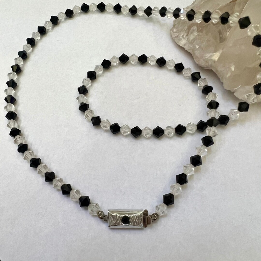 Vintage Clear and Black Crystal Bead Necklace - Etsy