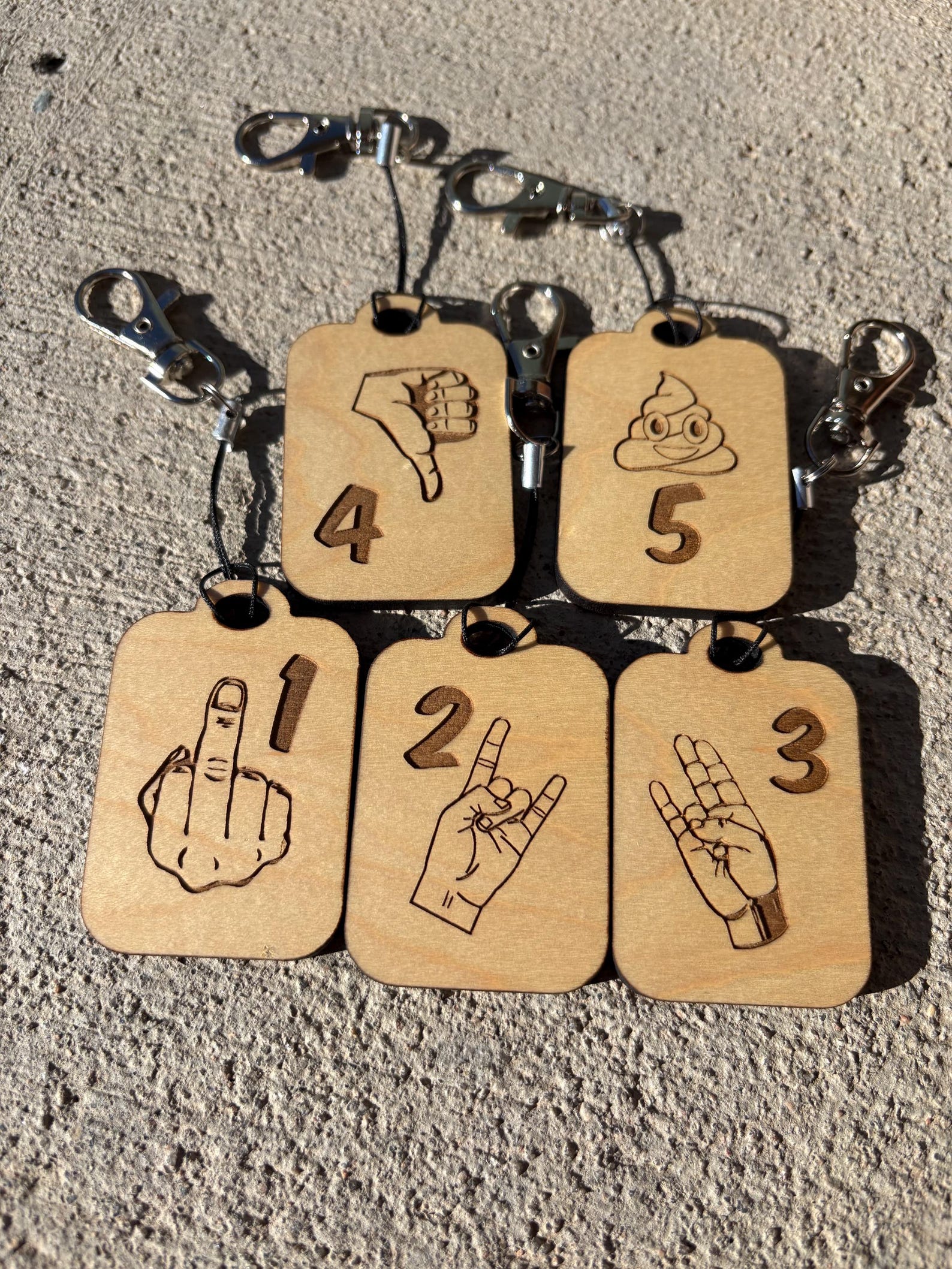 Engraved Wood Disc Golf Tags – Funny Hand Signs, Buddy Competition - Etsy