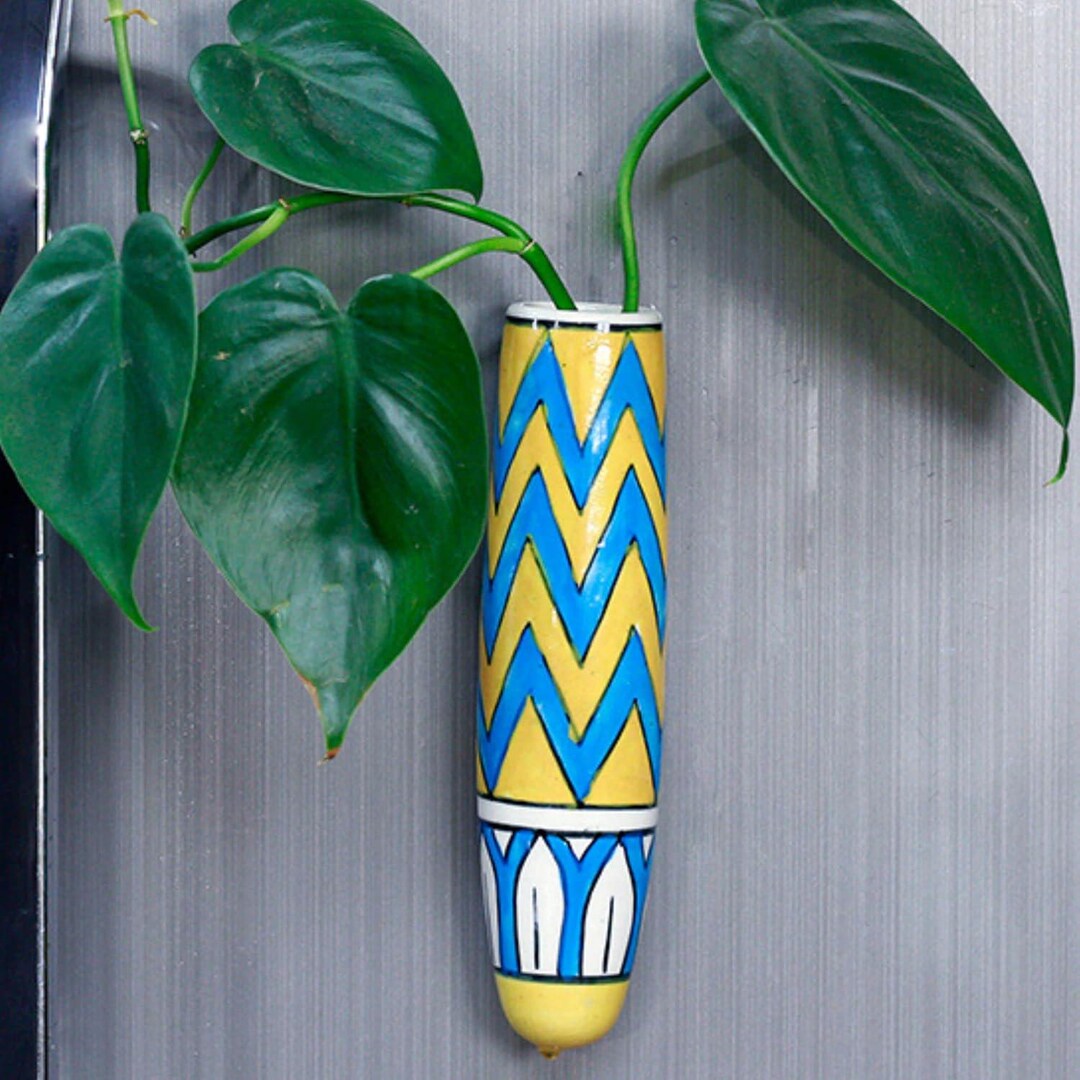 Magnetic Planter for Plants, Money Plant Pot Holder,, Magnetic Planter ...