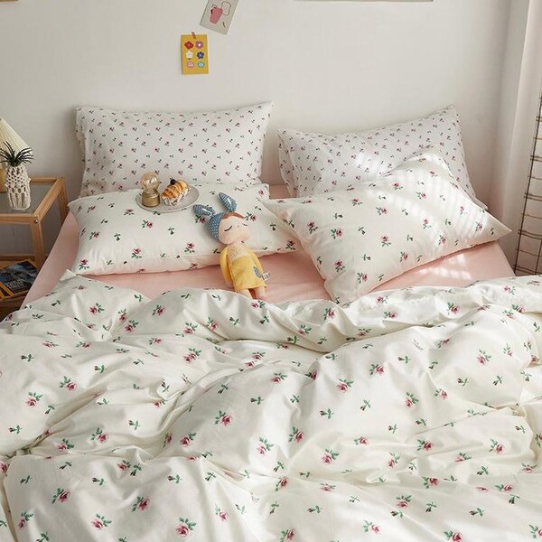 Vintage Bedding - Etsy