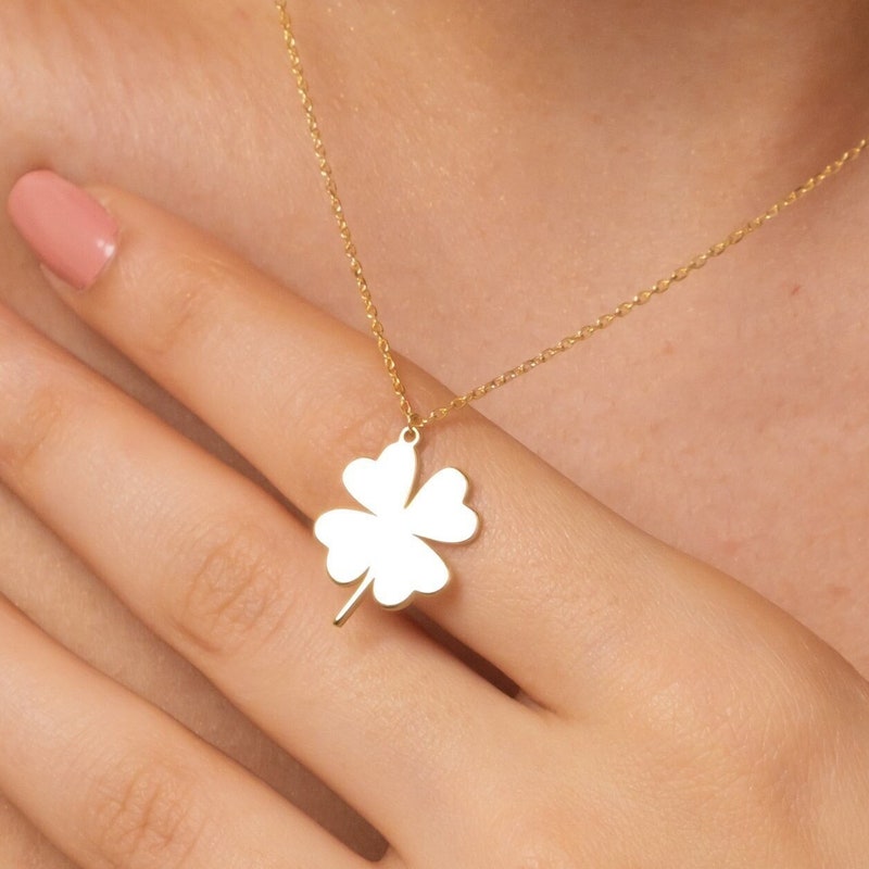 Clover Necklace - Etsy