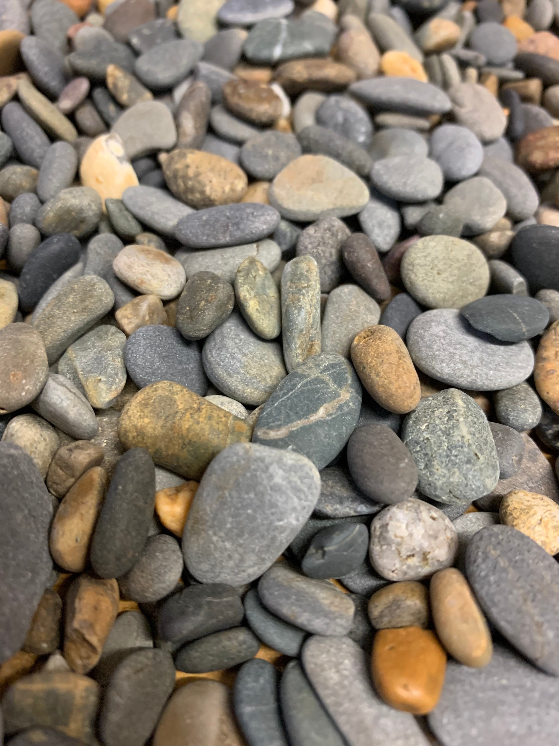 Tiny Pebble Art Supplies Mixed Colours Smooth and Flat for Pebble Art ...