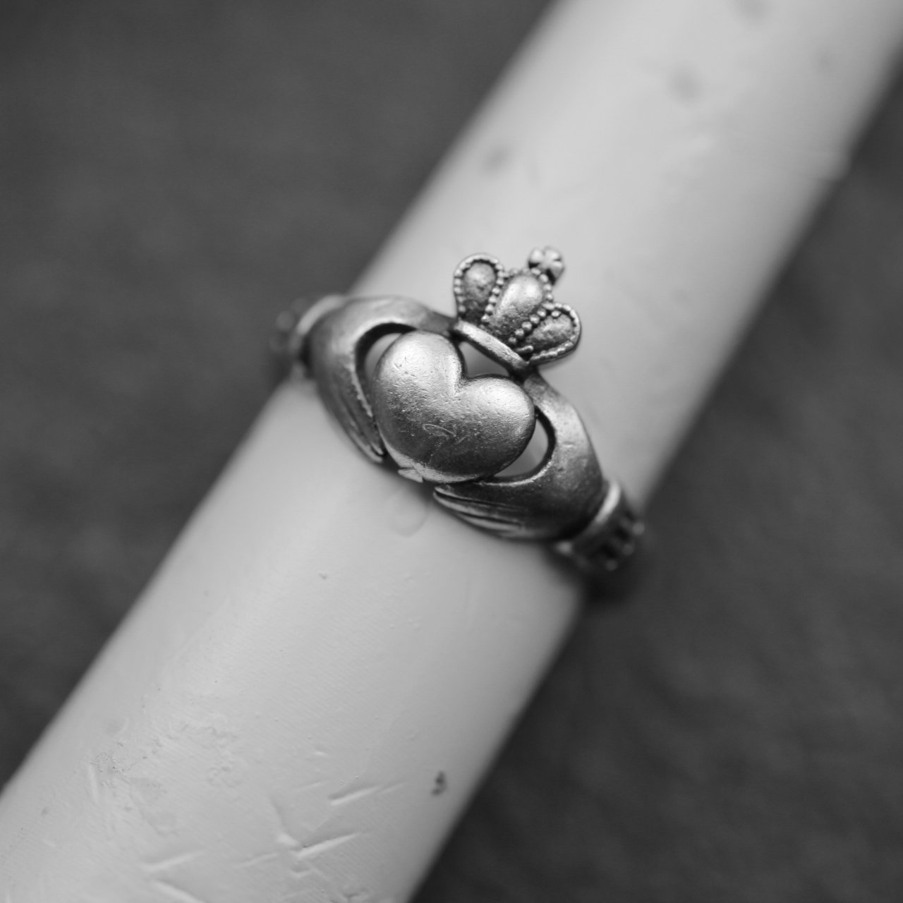 Irischer Claddagh Ring Heart and Hands Ring Anniversary - Etsy