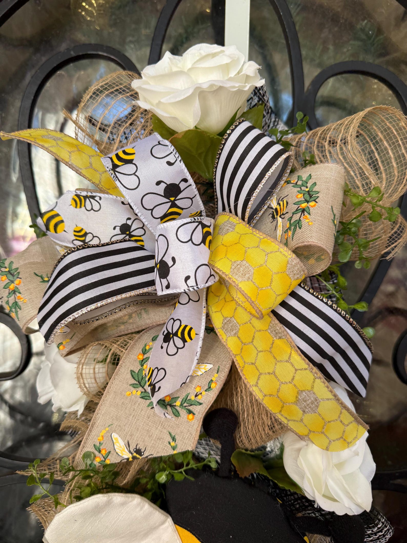 Spring Bee Swag, Decorative Bee Swag - Etsy