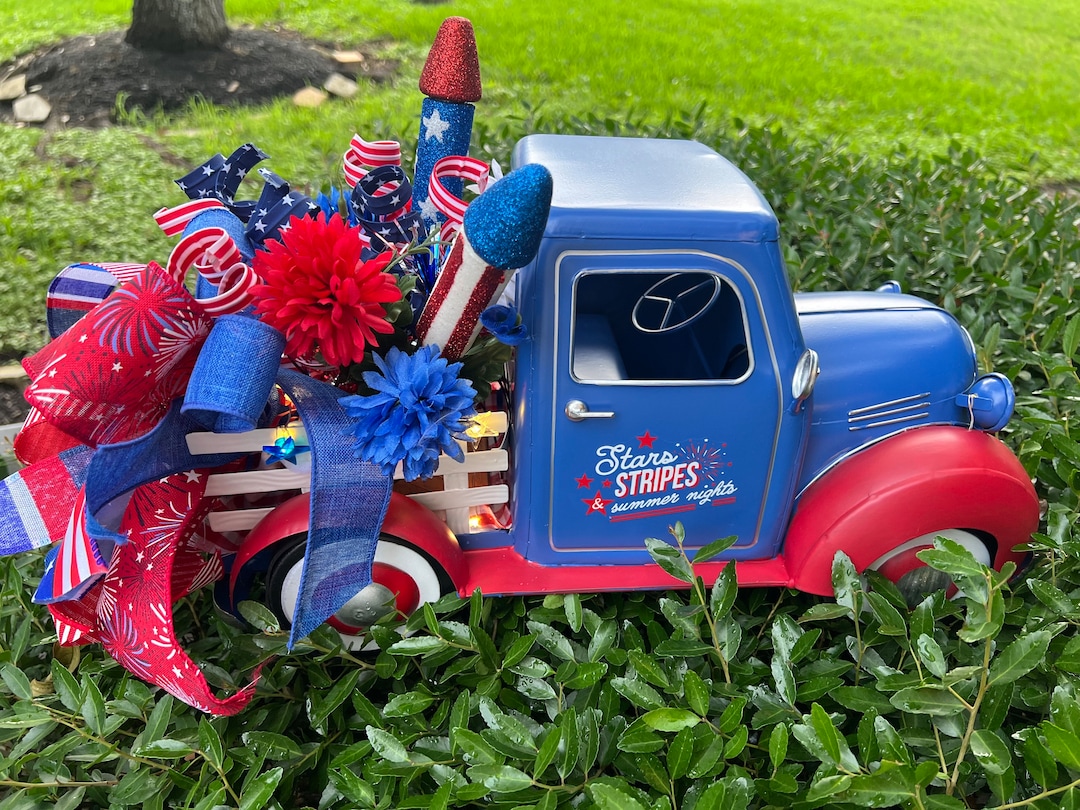Metal Patriotic Truck, Lite up Metal Truck, Patriotic Decor - Etsy