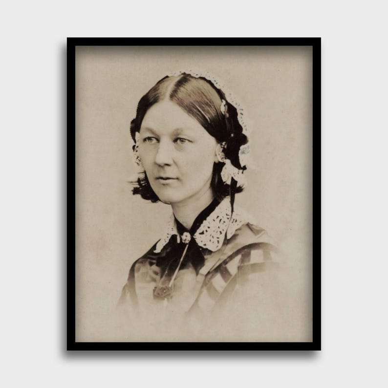 Florence Nightingale - Portrait Photo | Vintage Historical Nurse Print ...