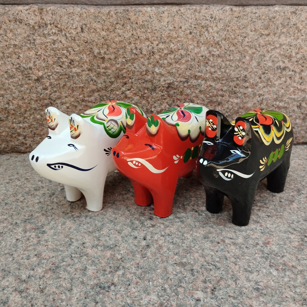Vintage DALA PIG Hand Carved and Painted Elegant Wooden Dala Pig From ...