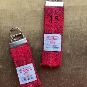 Scottish Keyring // Harris Tweed or Tartan Wrist Key Fob // Bag Charm ...