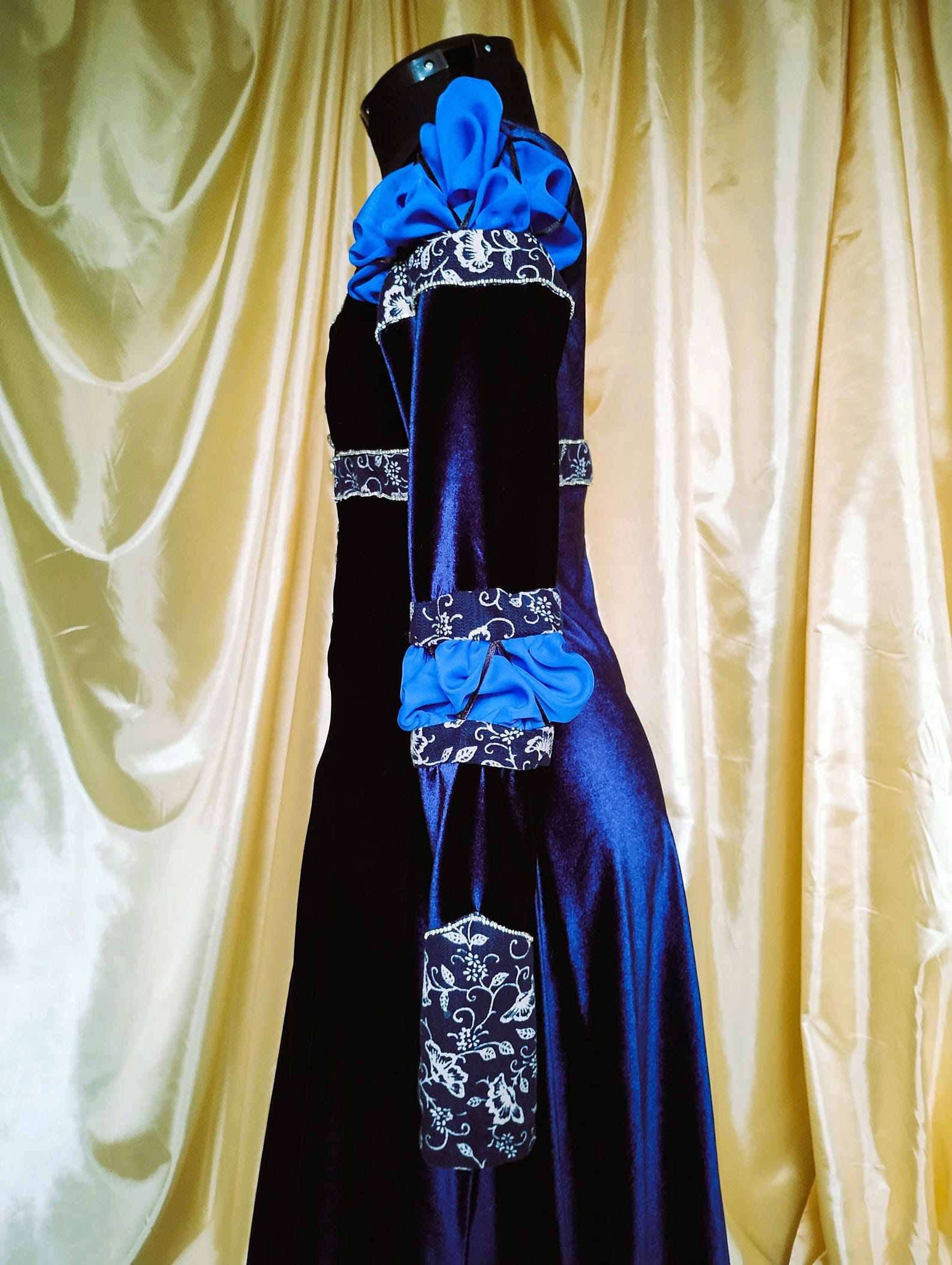 Velvet Gown, Blue Dress, Fantasy Gown, Ren-fair Dress, Royal Core Gown ...