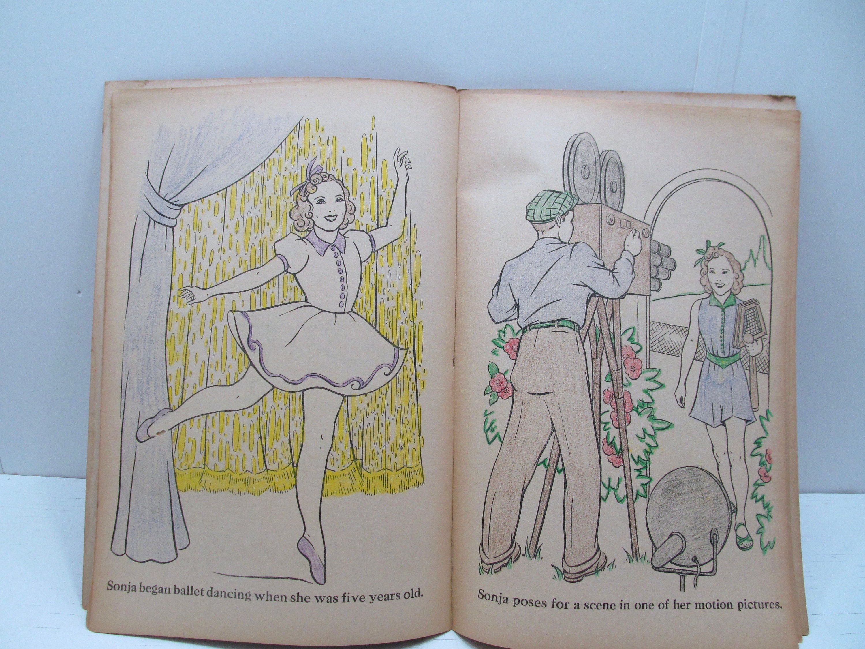 Vintage Sonja Henie Coloring Book, Merrill Pub. 1940 - Etsy