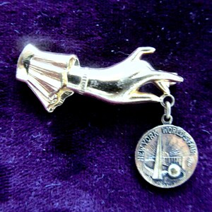 Vintage 1939-40 New York World's Fair Ladies Pin - Etsy