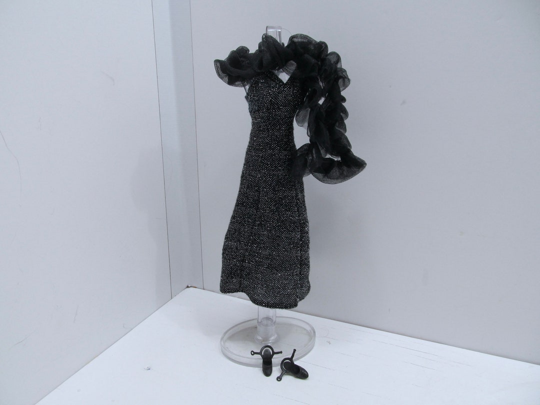 Vintage Mattel Superstar Barbie Outfit Dramatic Black & Silver Shimmer ...