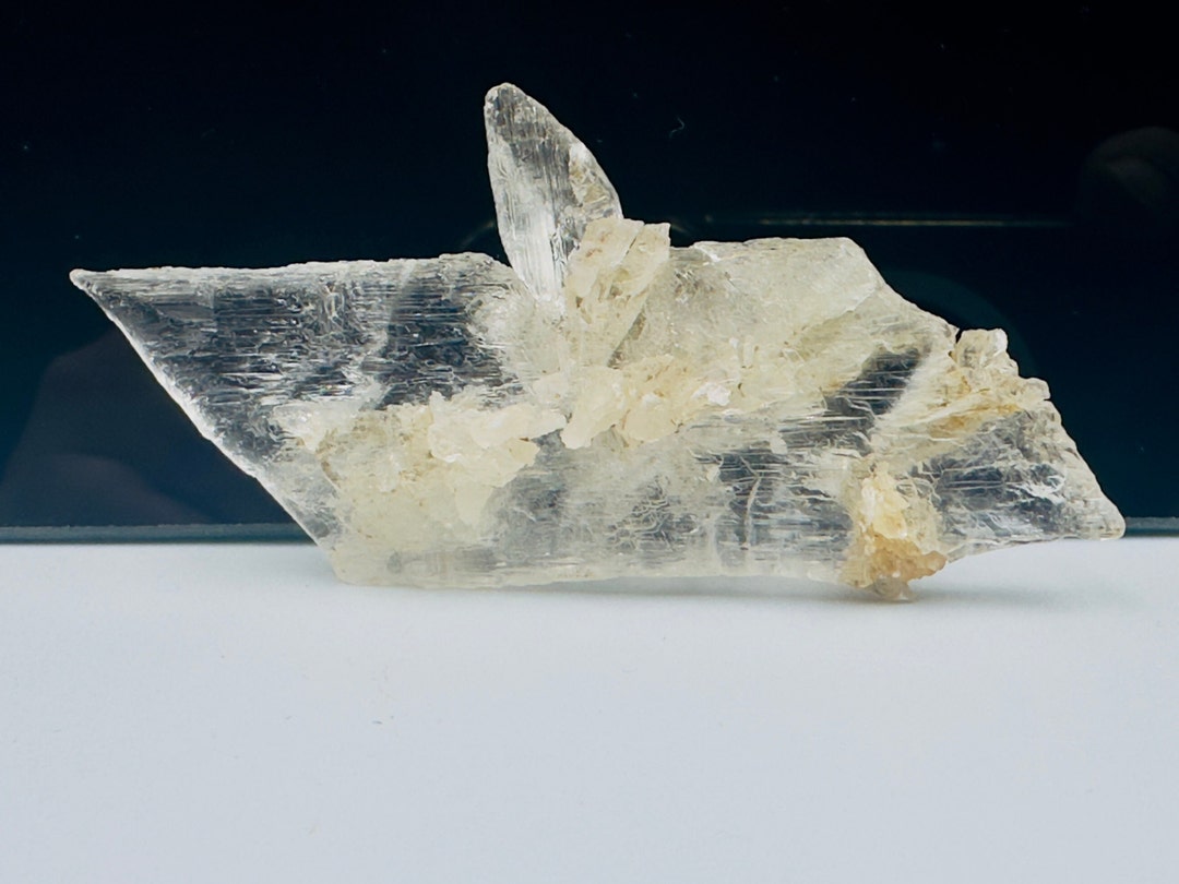 Fishtail Selenite Crystal – Turkish Gypsum Mineral Specimen - Etsy