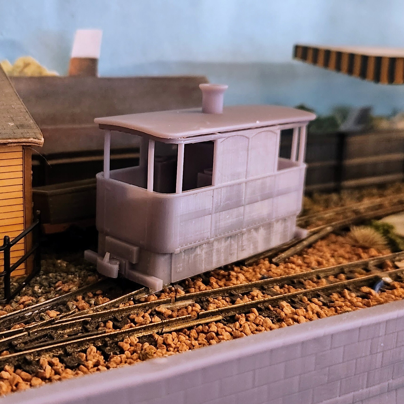 009 Giants Causeway Steam Tram - Fits Kato 11-109 Chassis - 009 Narrow ...