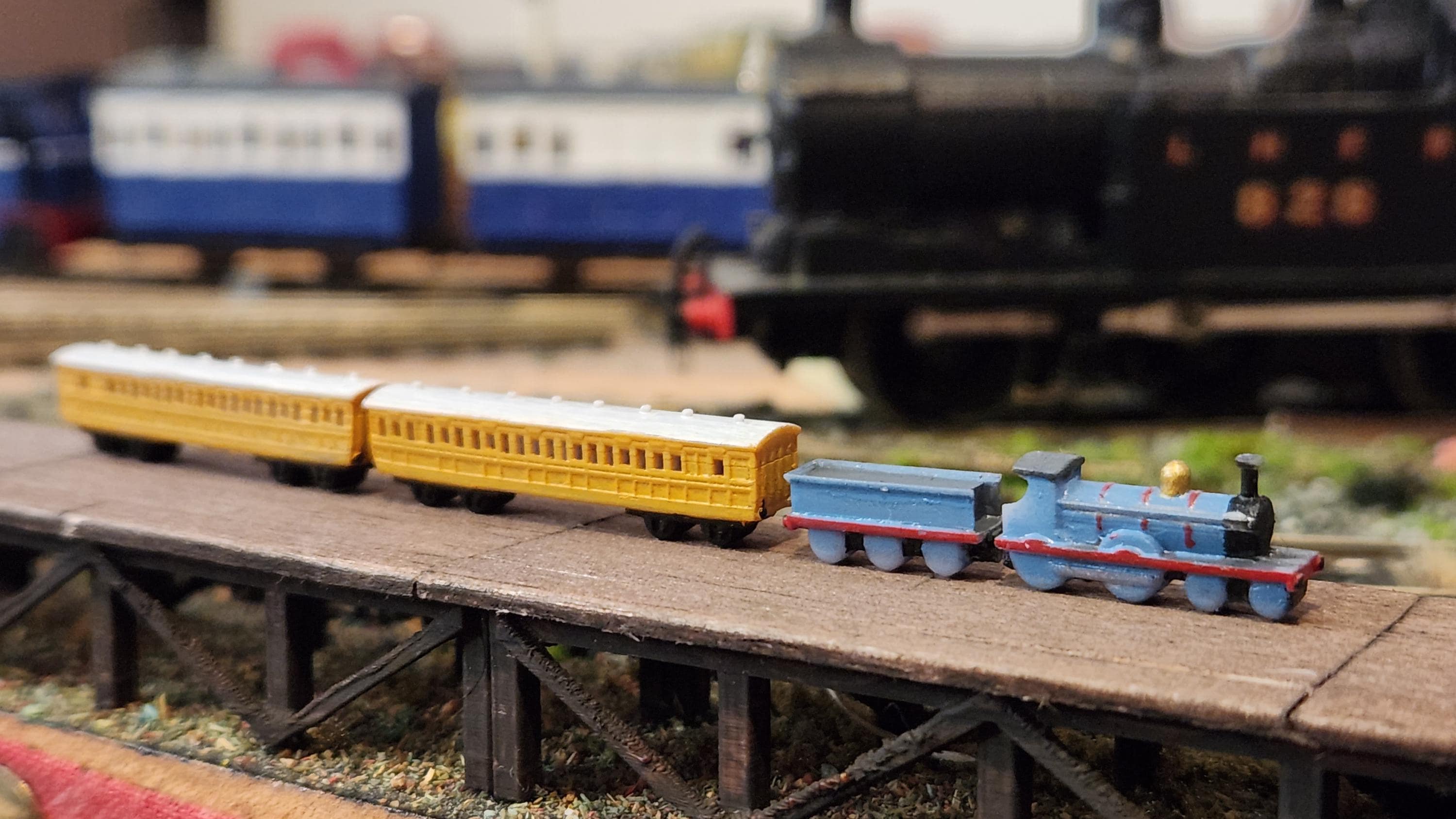 Tiny Trains! FR K2 'large Seagull' Class 21 Locomotive & 2 Coaches - T ...
