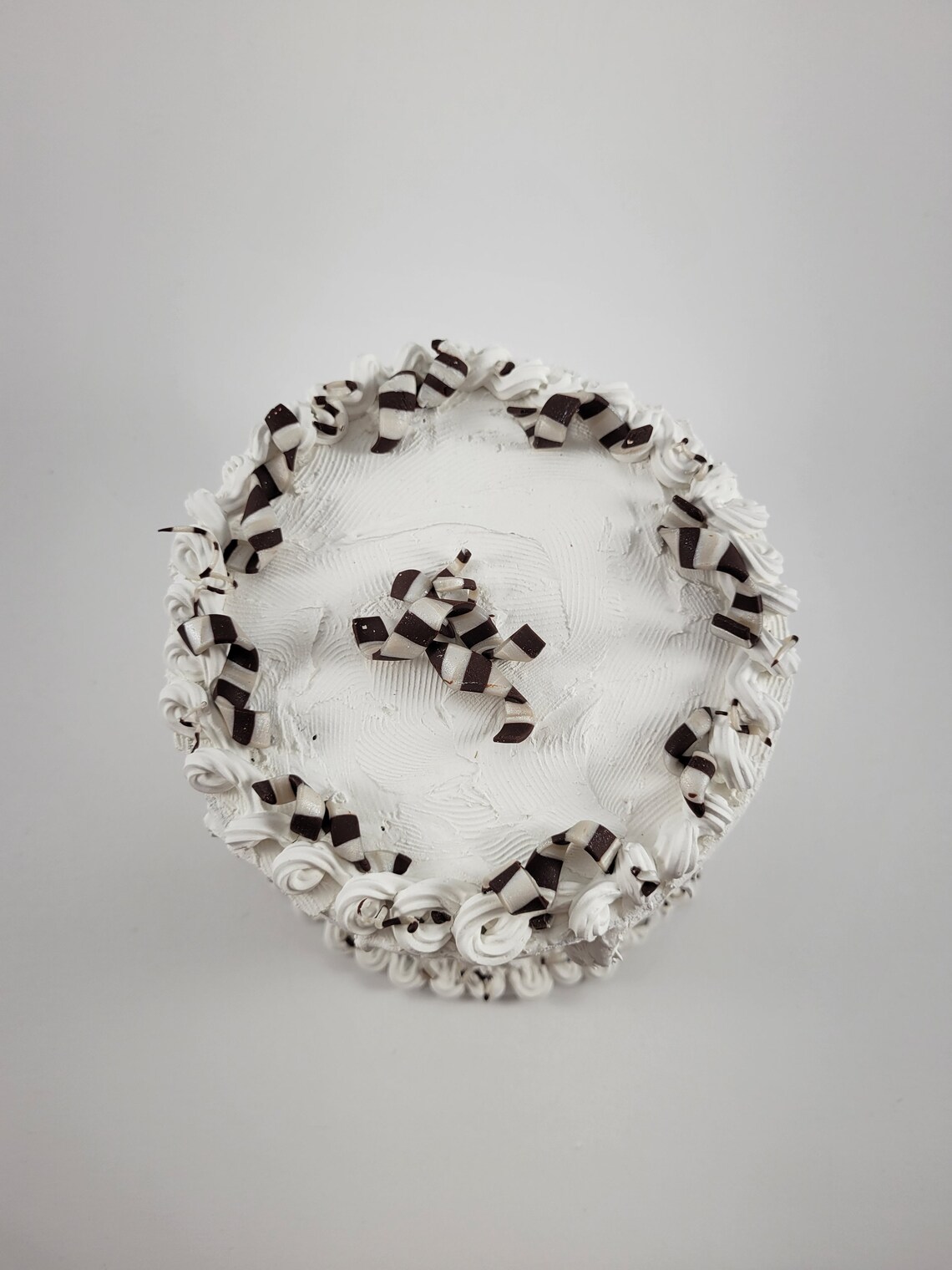 Vanilla Display Cake With Chocolate Shavings Fake faux 4.8 Inch Wide ...