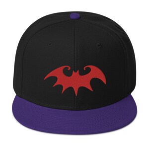 Whimsical Halloween Vampire Bat Embroidered Flat Bill Cap Snapback Hat ...