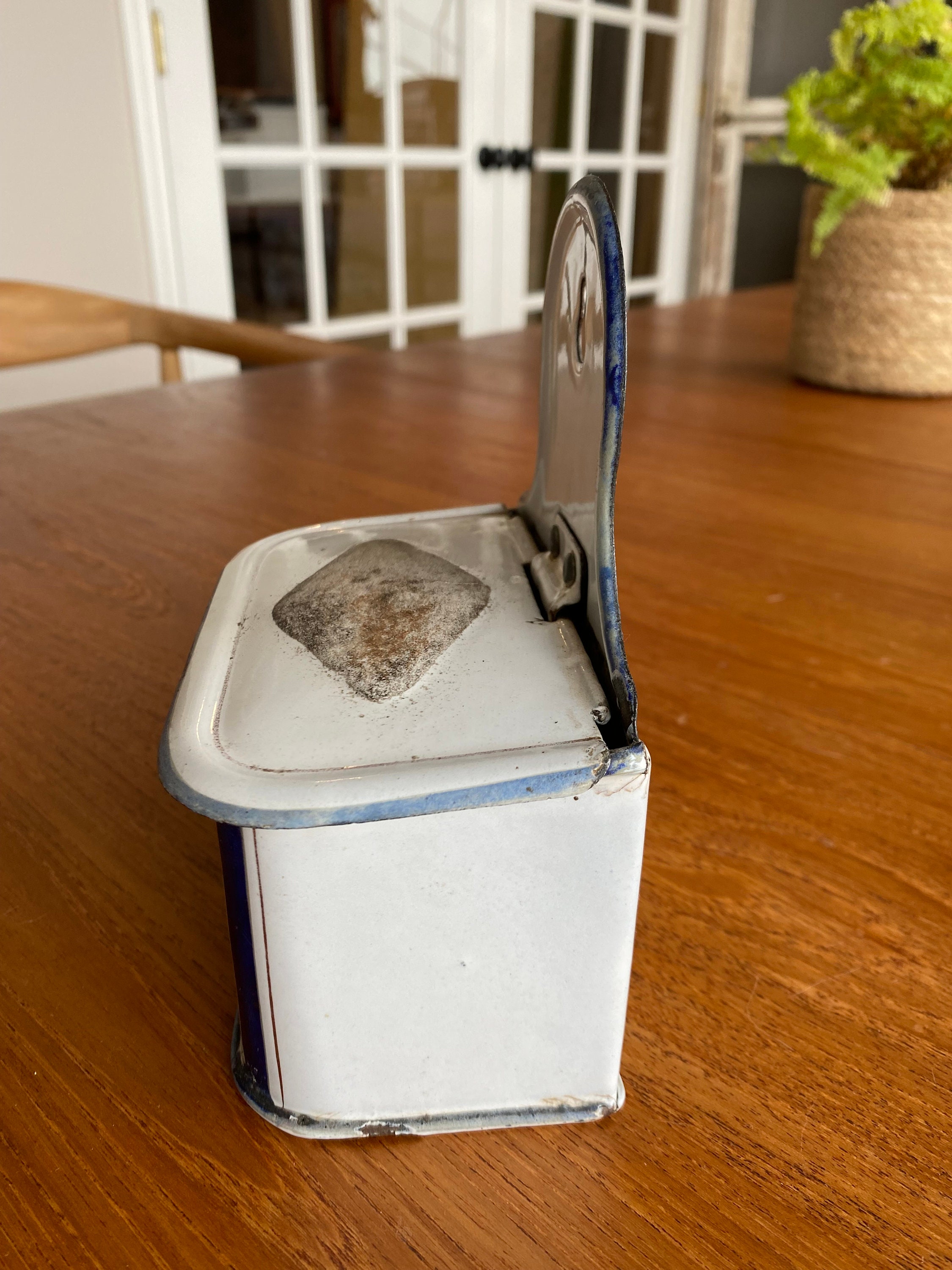 Allumettes French Enamel Box Antique - Etsy