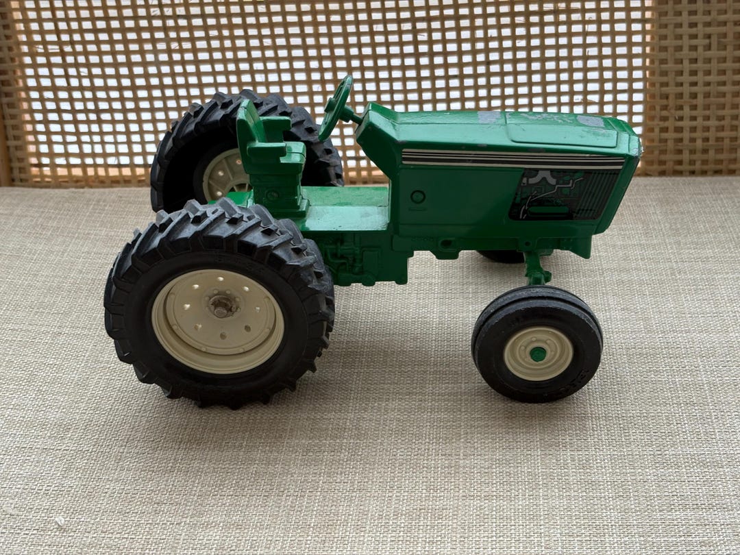 Vintage Green the Ertl STK 415 Harvester Tractor - Etsy
