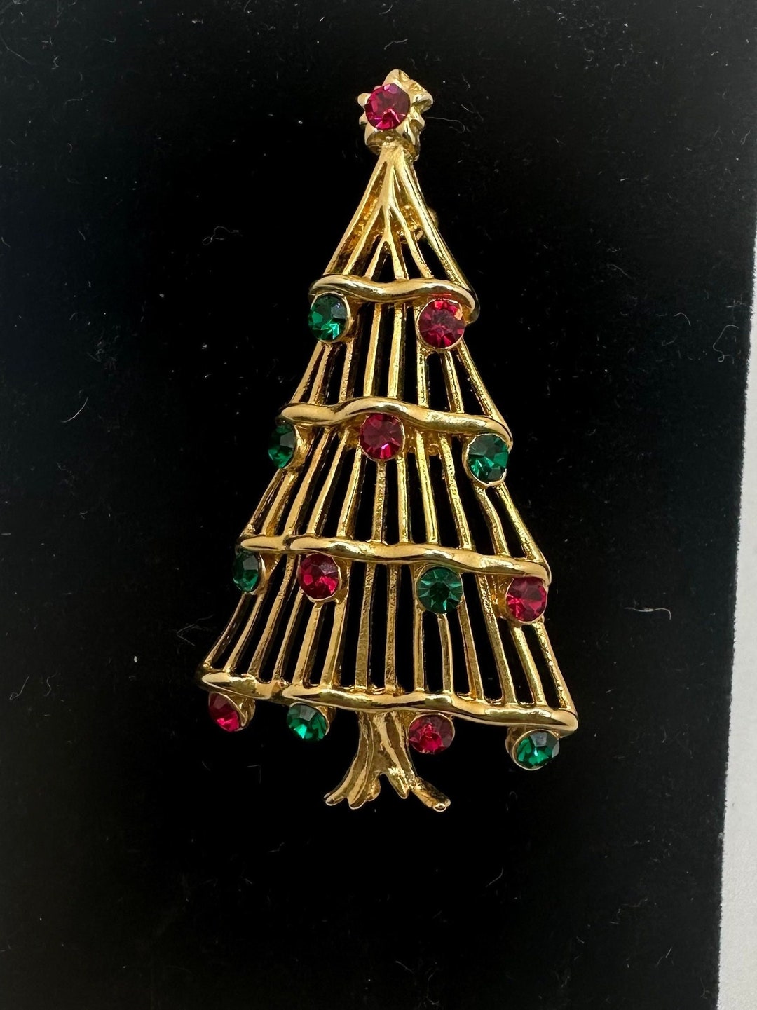 Christmas Tree Pin Red Green Rhinestones Gold Plated Vintage Unmarked ...