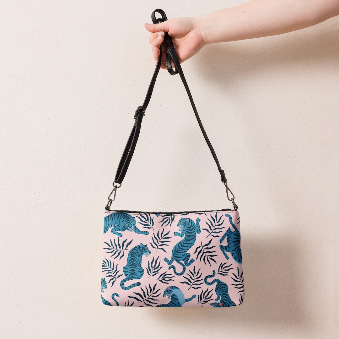 Tiger Art Crossbody Shoulder Bag - Women and Men - Blue Tigers Design ...