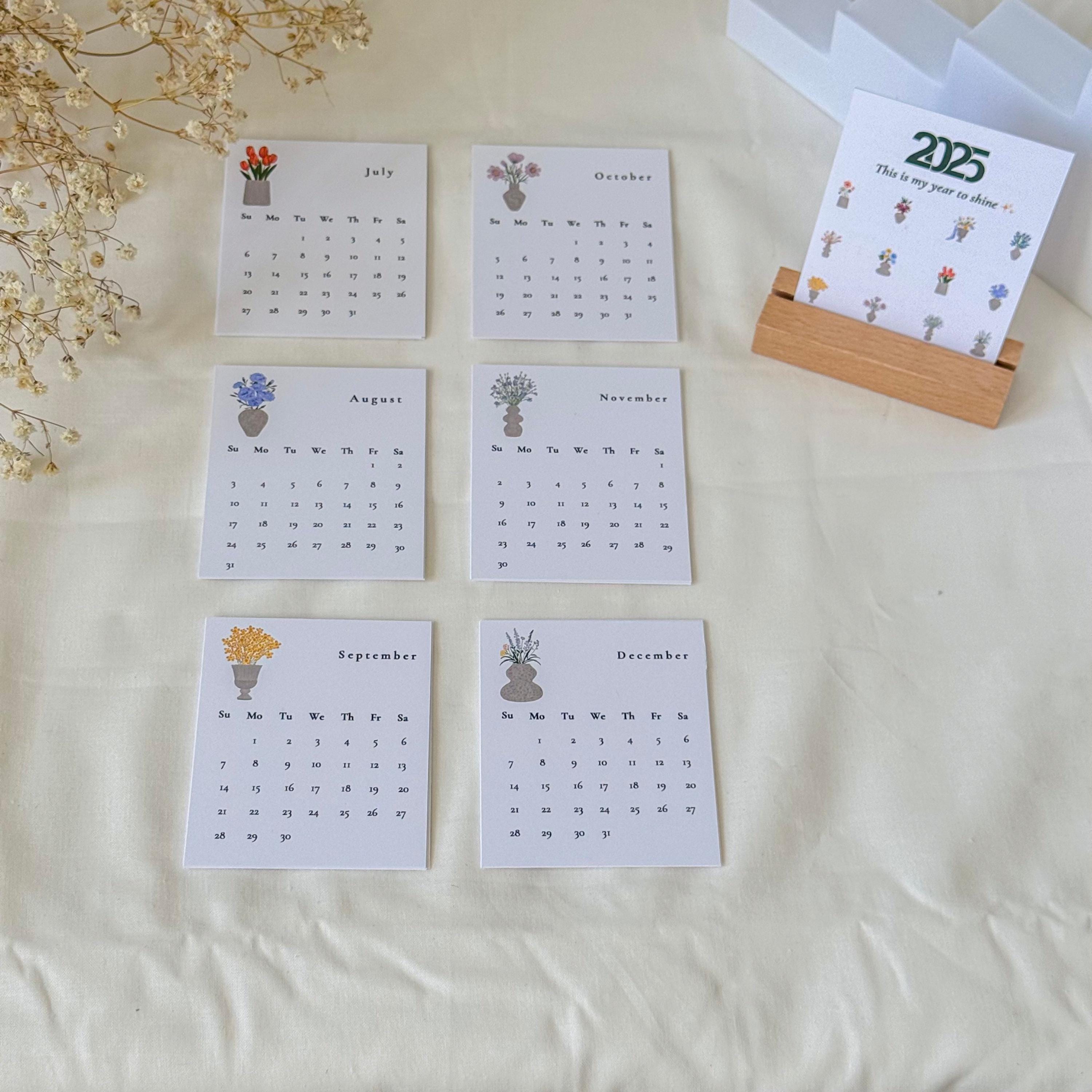 Mini Floral Desk Calendar, 2025 Cute Small Desk Calendar, Aesthetic ...