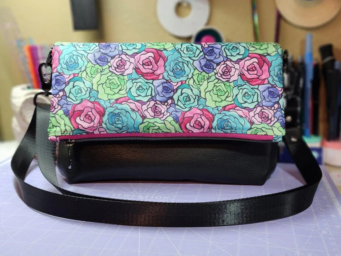 Linds Handmade / Printed Sewing Pattern / Fiona Foldover - Etsy