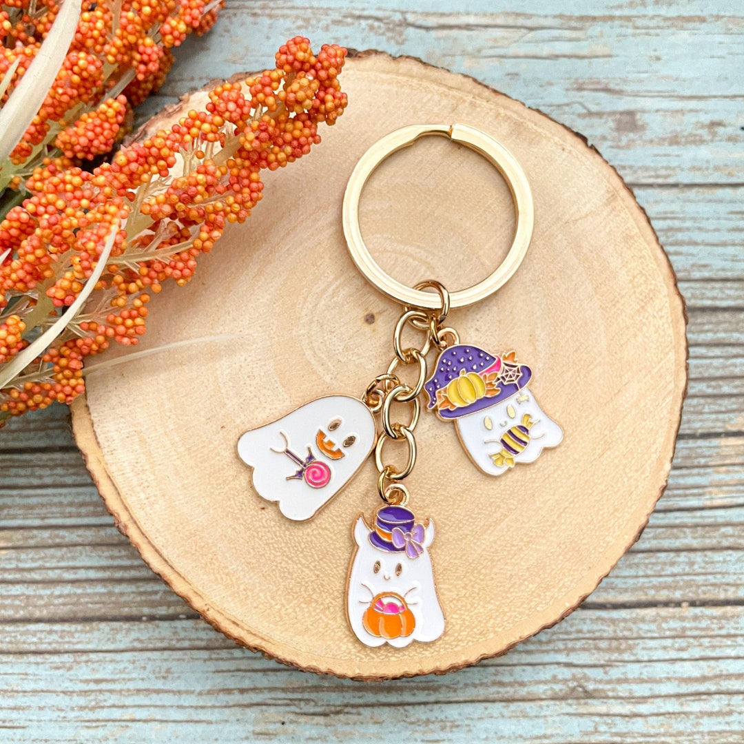 Ghost Enamel Keychain, Cute Halloween Ghost Enamel Keychain, Backpack ...