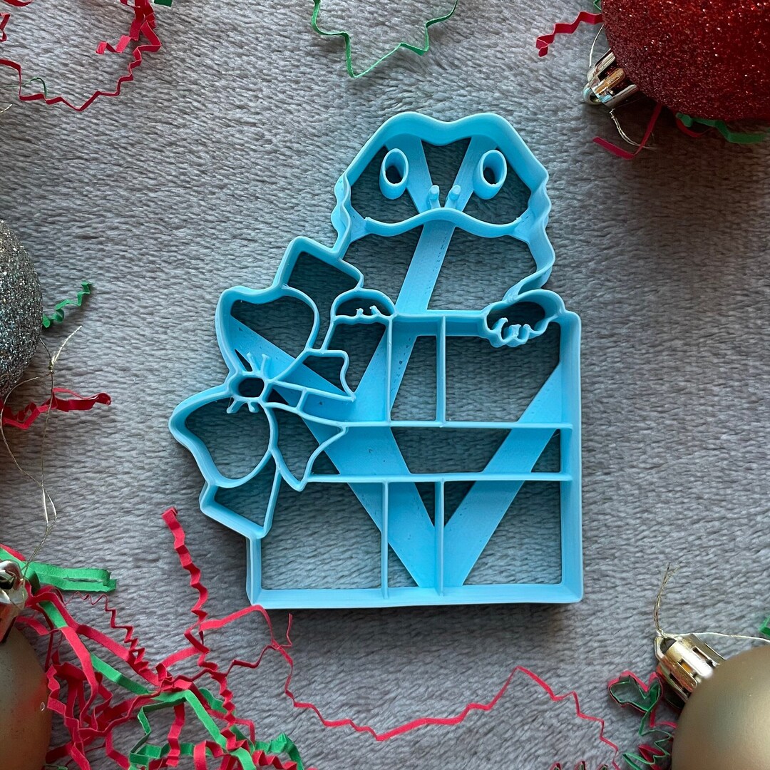 Bearded Dragon Christmas Cookie Cutter, Lizard Cookie Cutter, Present ...
