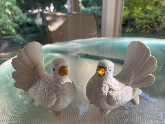 Vintage Pair of Porcelain Doves Circa 1980s - Etsy